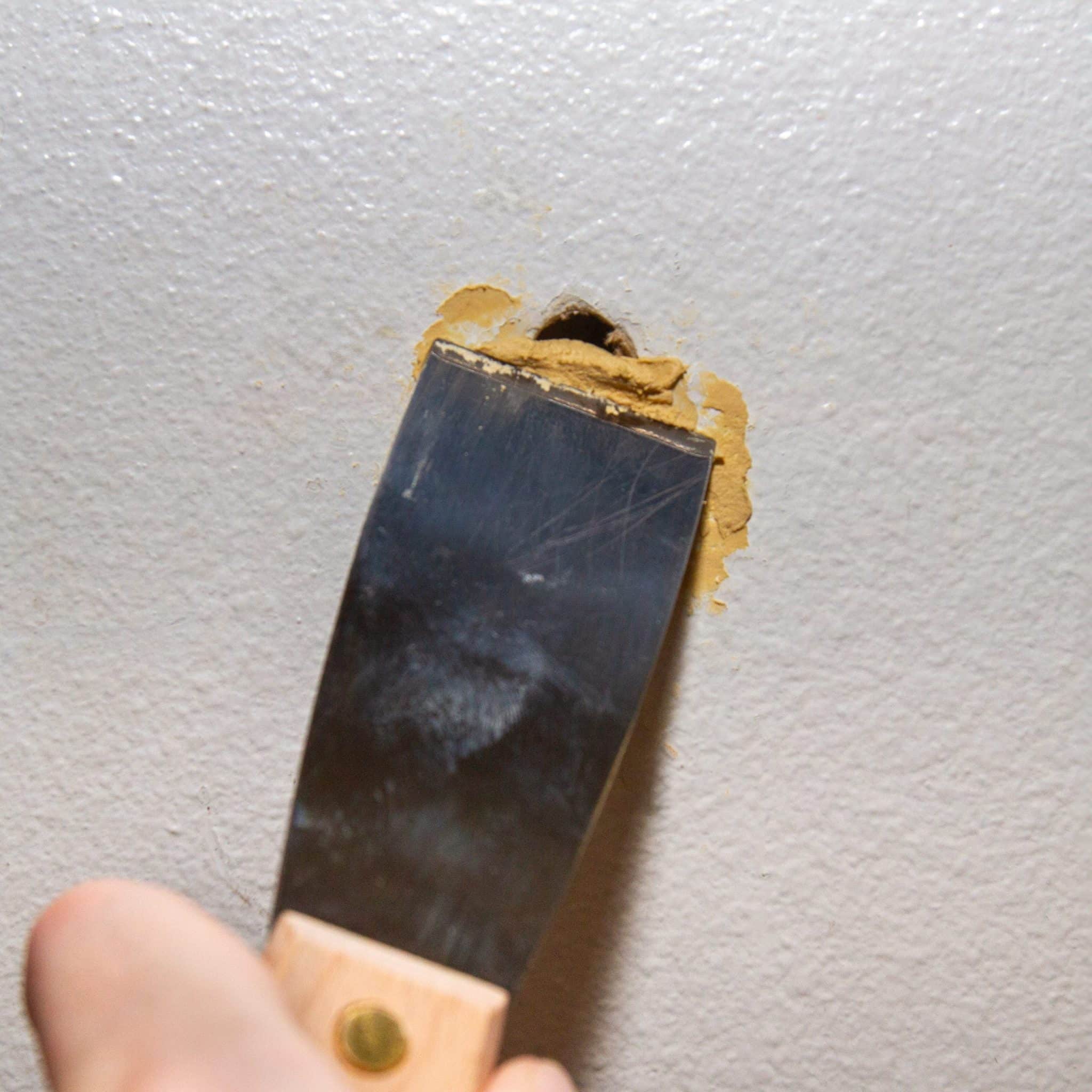 Durham's® Water Putty: Your Go-To Solution for Easy Drywall Repairs ...