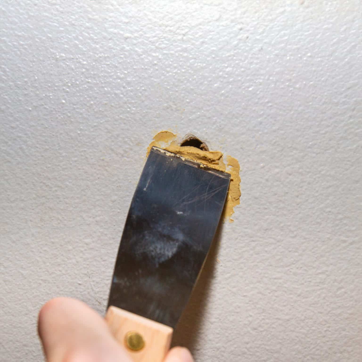 Durham's® Water Putty: Your Go-To Solution for Easy Drywall Repairs ...